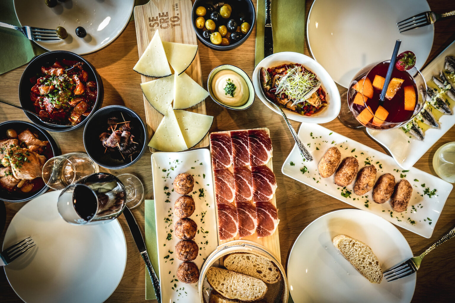 SECRETO – Tapas & Vino